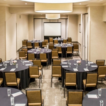 Chicago Travel Tips | Cambria Hotel Chicago Loop